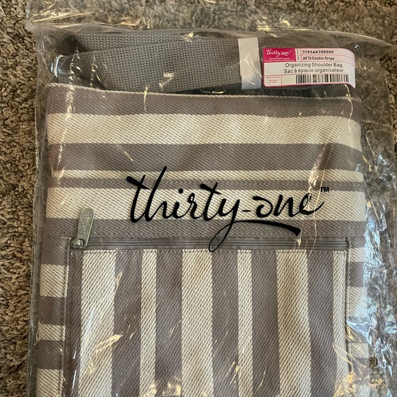 Bags | Brand New Thirty One Bag | Poshmark